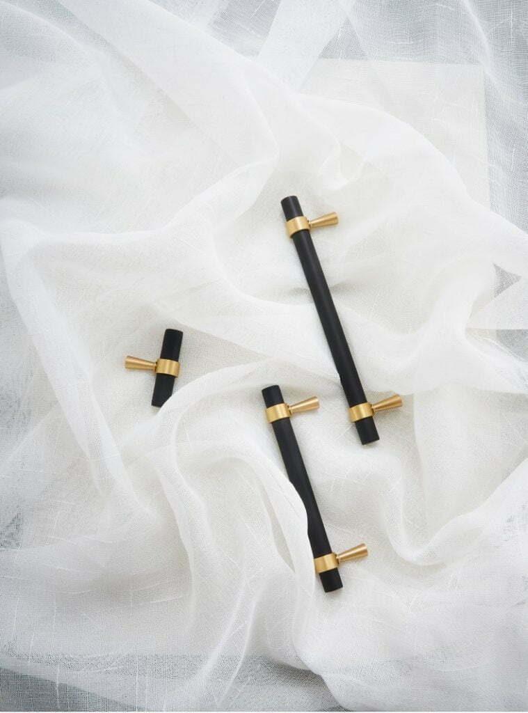 KT&CO Kitchen handles pull matte black Brass Byron Bay